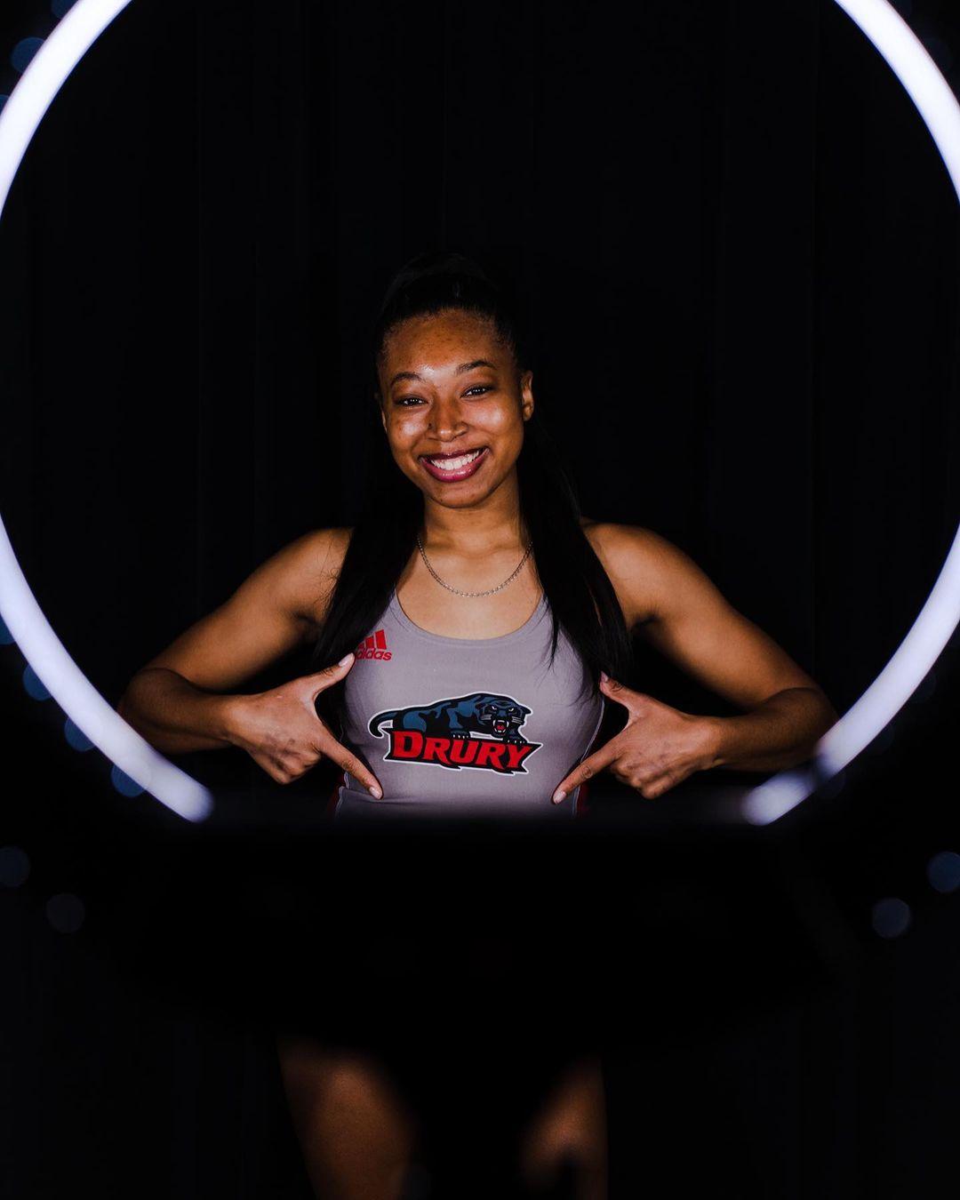 Bria Armstrong | Western Illinois University | Postgame Player Portal