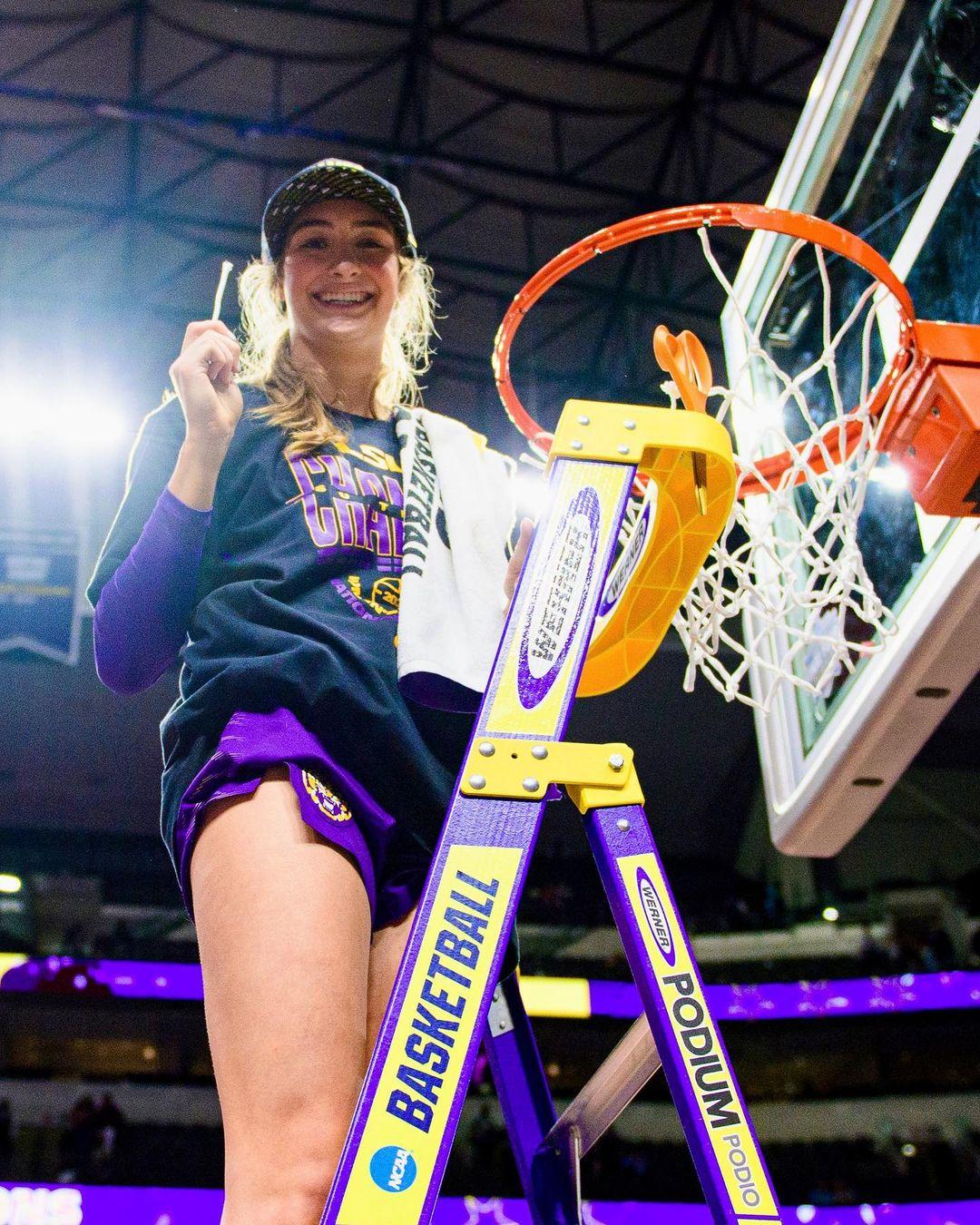 Izzy Besselman | Louisiana State University | Postgame Player Portal